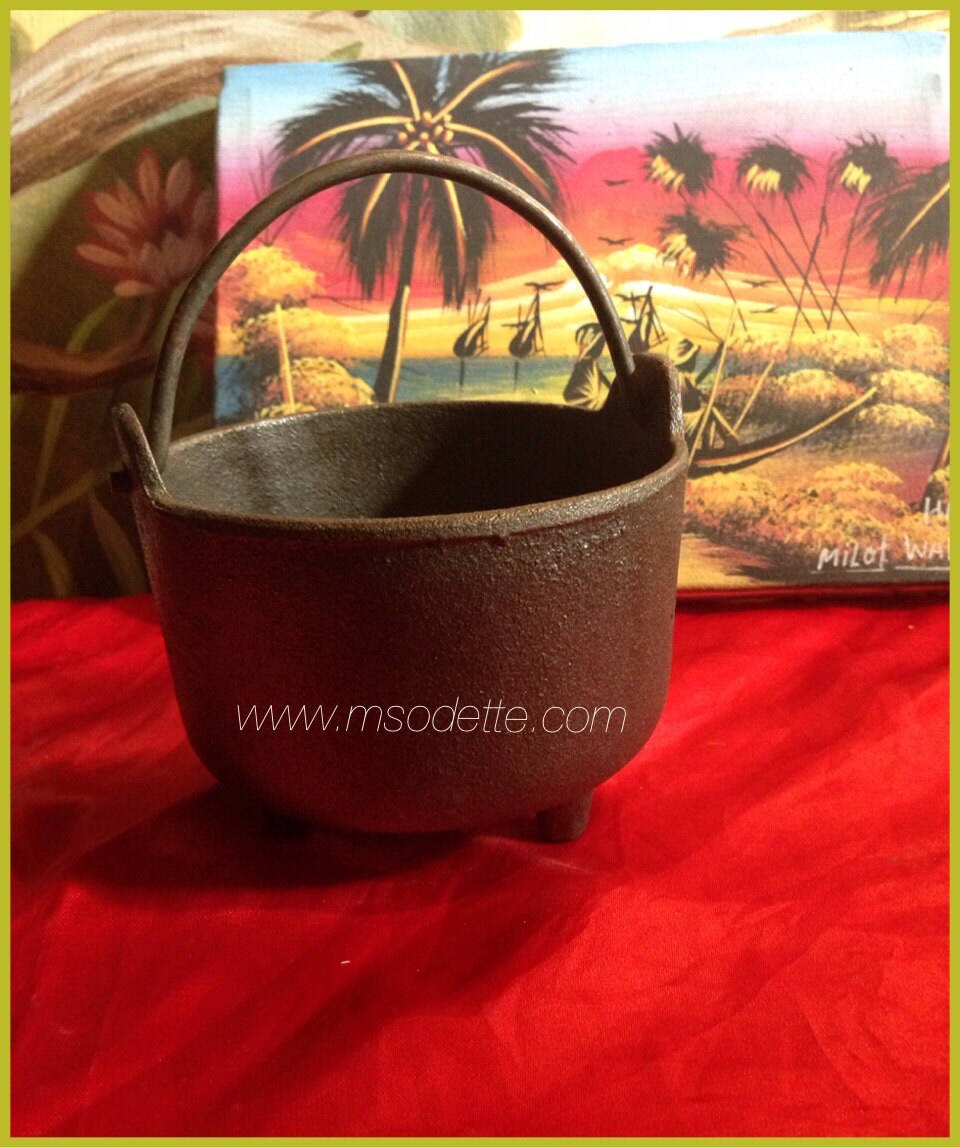 Ogou/ Ogun/ cast iron pot with 3 legs/ Ifa / Orisha/ loa/ lwa/