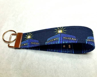 Tardis key chain | Etsy