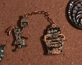 Unique spongebob pin related items | Etsy