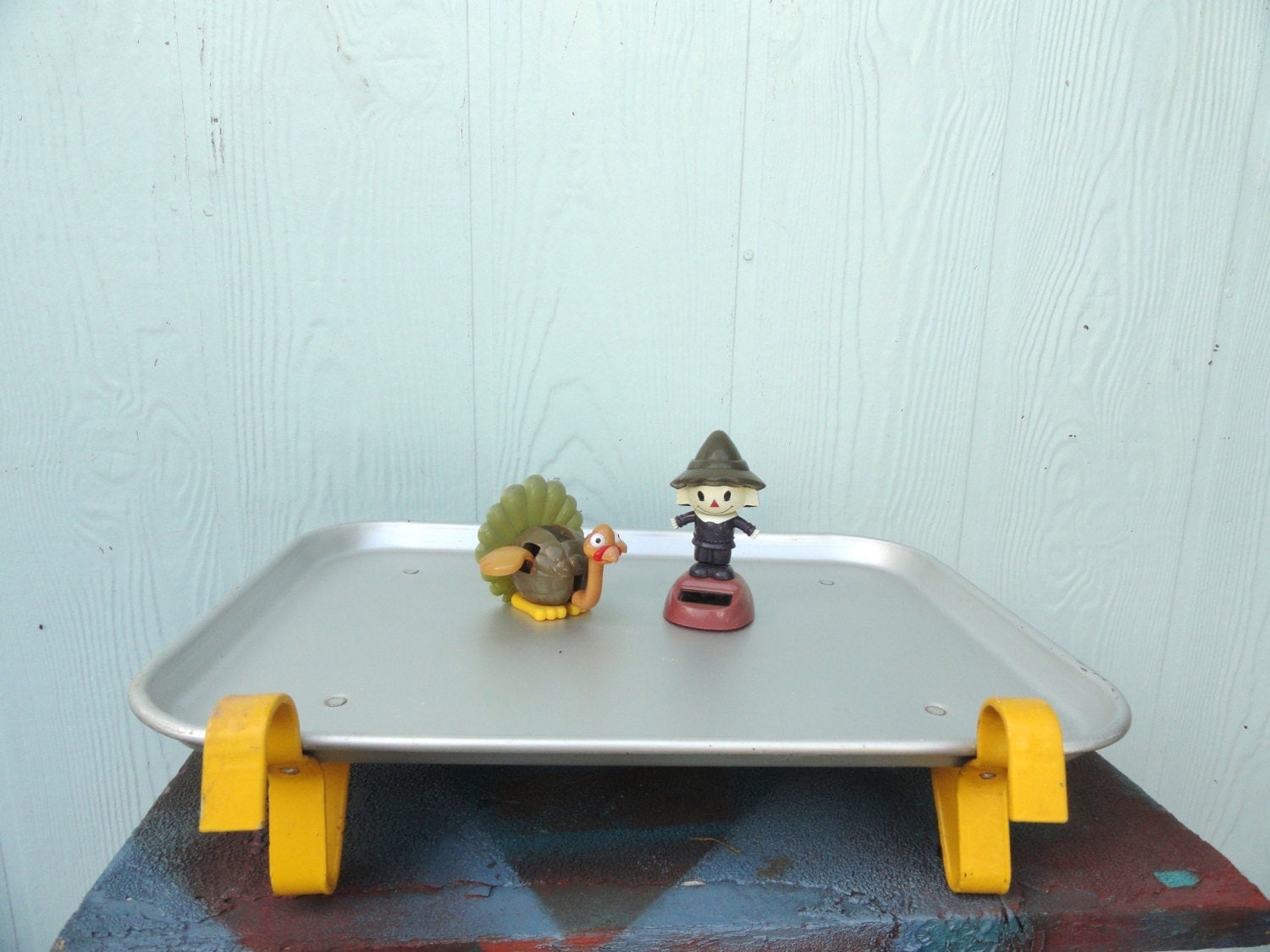 Vintage Kitchen Tray Car Drive-in Sonic Carhop Serving Window Style ...