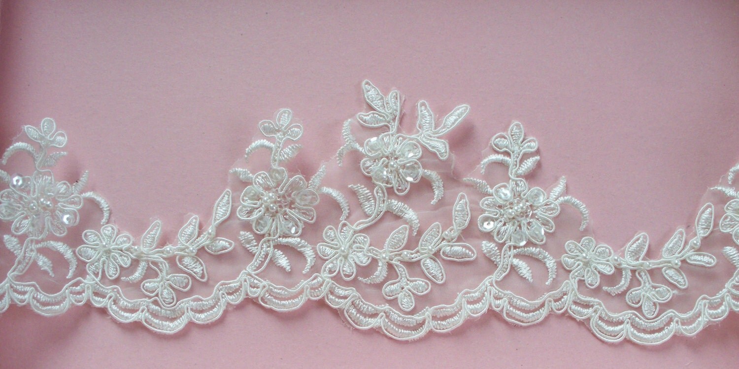 lace swatches of 4th and 5th pictured laces