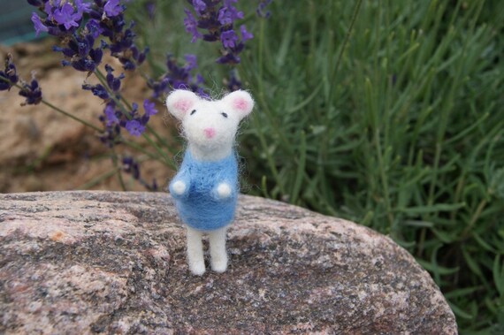 Felted mouse needle felted mouse mouse miniature by RutaFelt