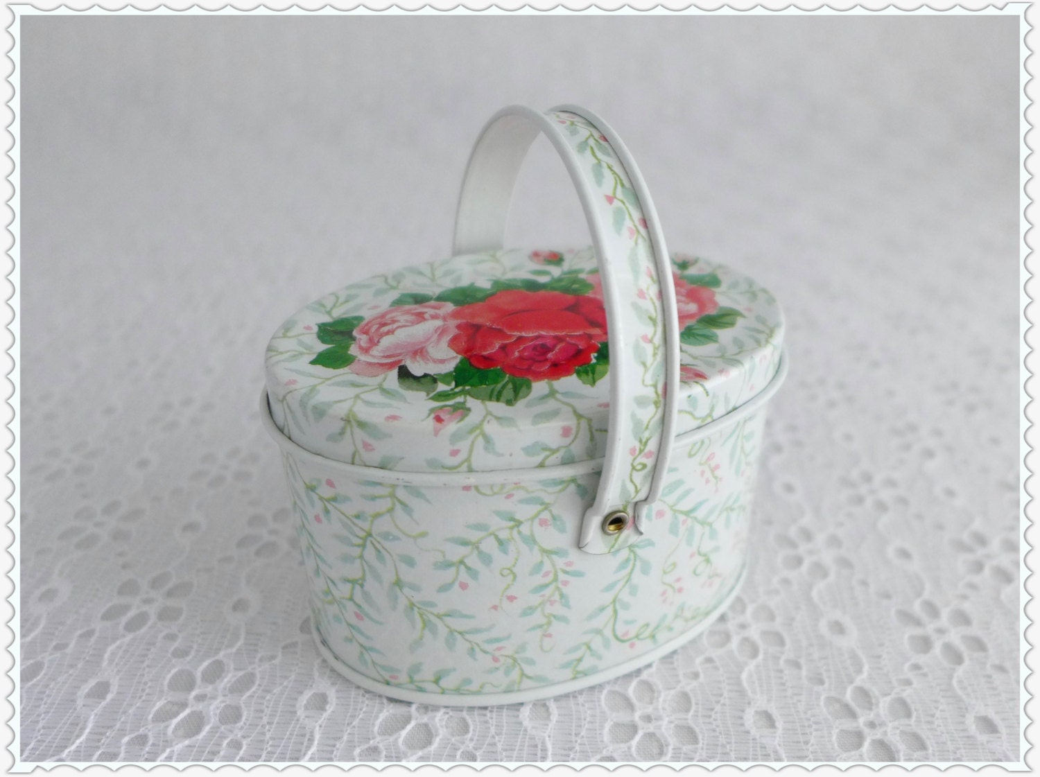 Small Floral Tin, with handle, Red and Pink Roses, Vintage Home Decor ...