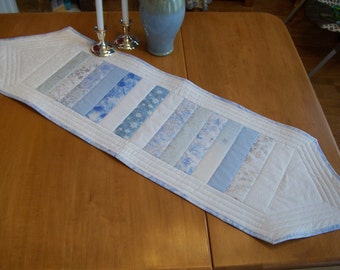 Winter table runner | Etsy