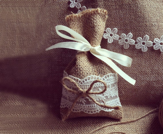 Items similar to 3.5" X 6.5" Burlap Wedding Sachets, Burlap And White ...