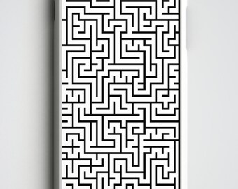 Maze phone case | Etsy