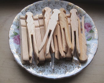 Vintage clothes pins | Etsy