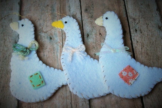 Felt goose ornaments-set of 3 geese-handmade felt
