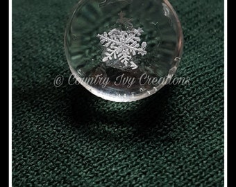Real Preserved Snowflake Jewelry & more.... by CountryIvyCreations