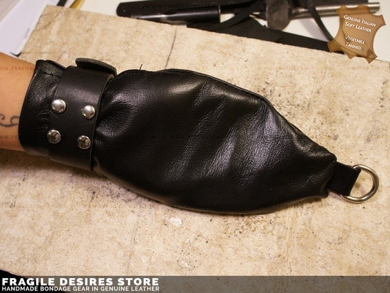 Bondage Restraint Leather Mittens Lockable by FragileDesiresStore