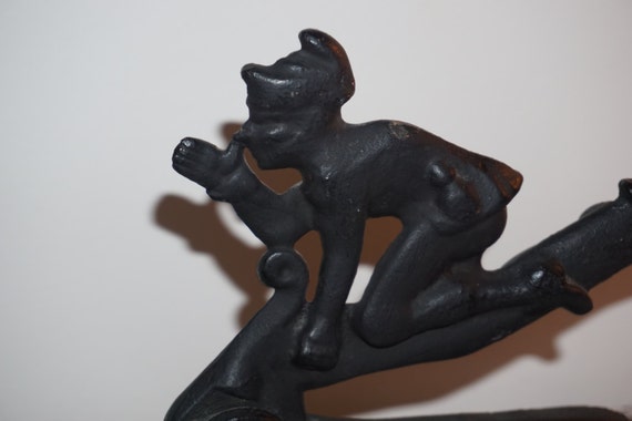 Vintage Cast Iron Black Brighton 3 Elf Jester Cigar Tobacco