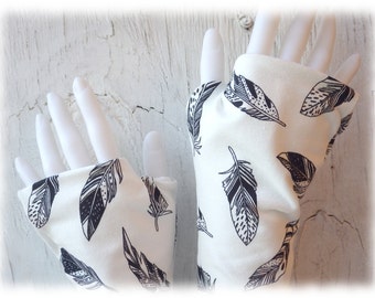 Feather gloves | Etsy