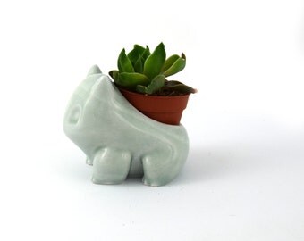 Bulbasaur planter | Etsy