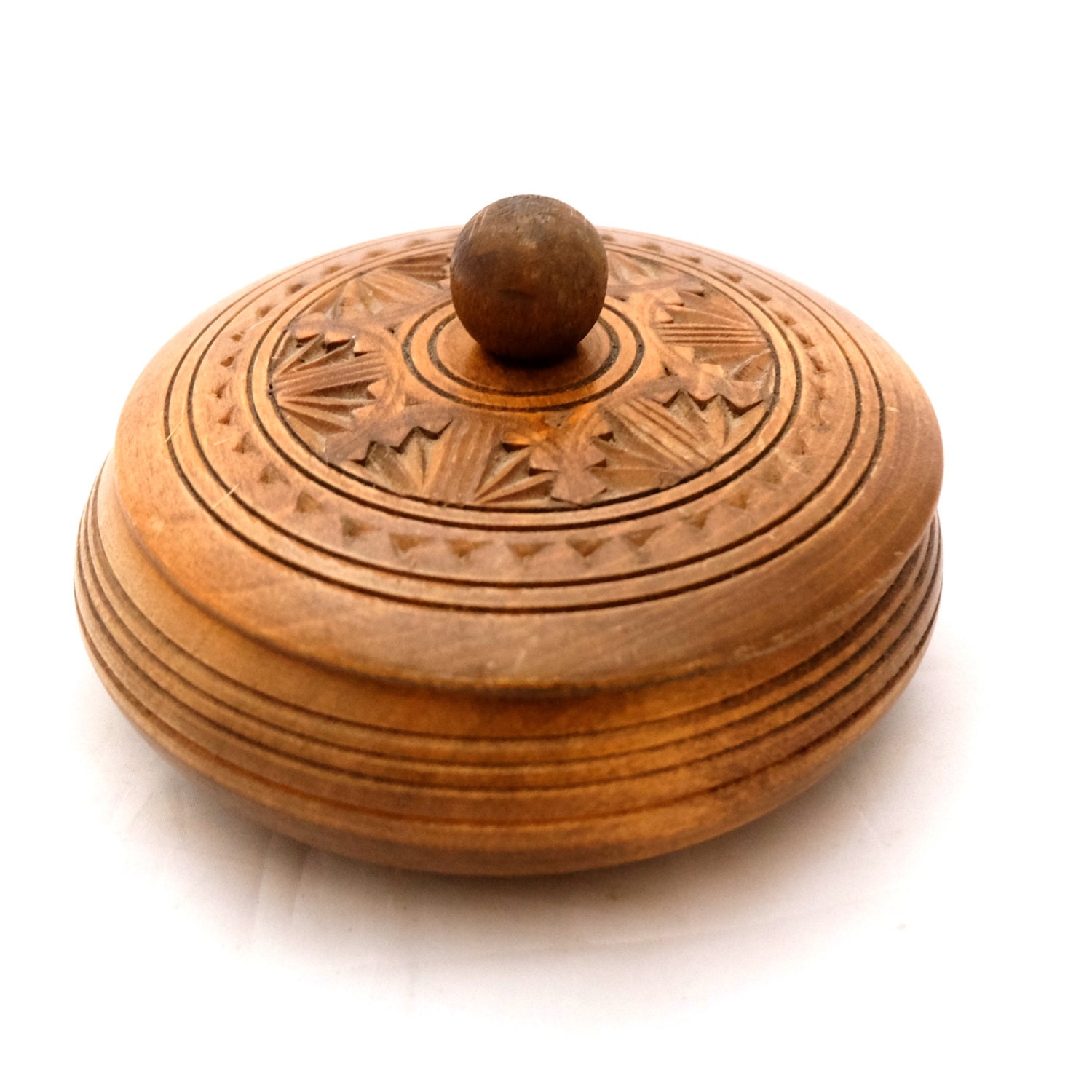 Round Wooden Box, Decorative Ornate Wood Box, Vintage Hand Carved ...