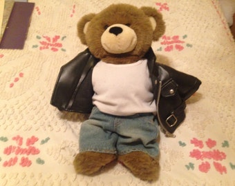 Queer as Folk Brian Kinney Cowy Shell Bracelet