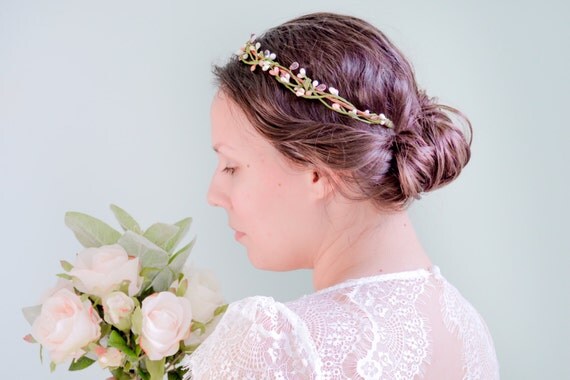 Items similar to Flower crown, Rustic wedding crown, Floral headpiece ...