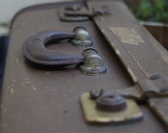 Vintage leather case | Etsy