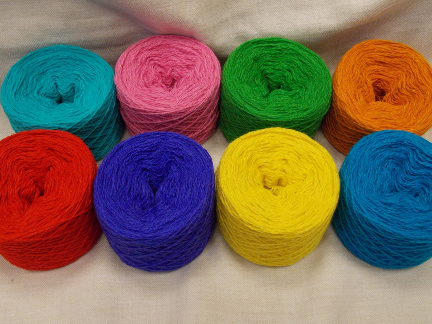 BRIGHT colors collection 100% Quality PURE Lambswool yarn