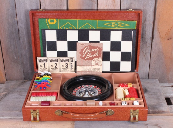 Vintage 1944 Lowe Game Toy Box Roulette Wheel Checkers Chess