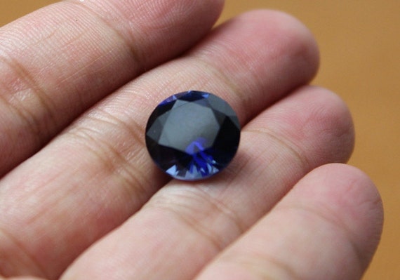 Sapphire Round Faceted Gemstone Brilliant Cut Sapphire Gem