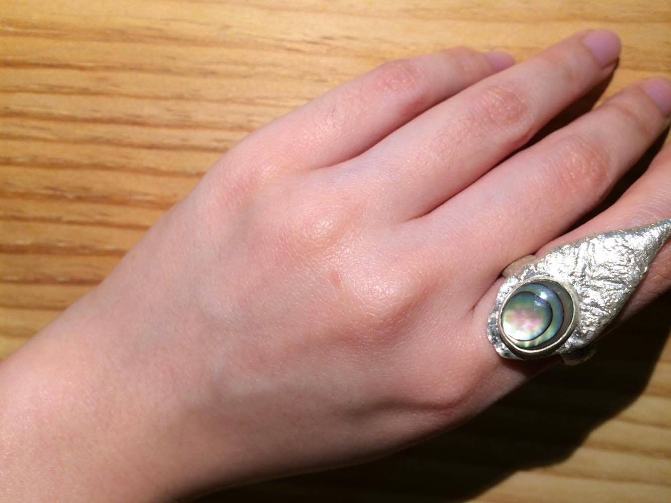 Third eye ring silver and shell