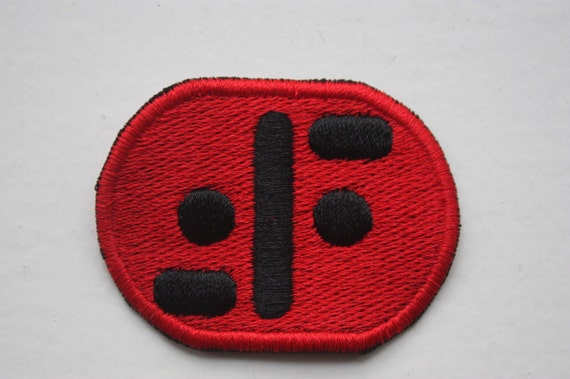 New retro 1980's V Visitors alien lizard Logo Embroidered