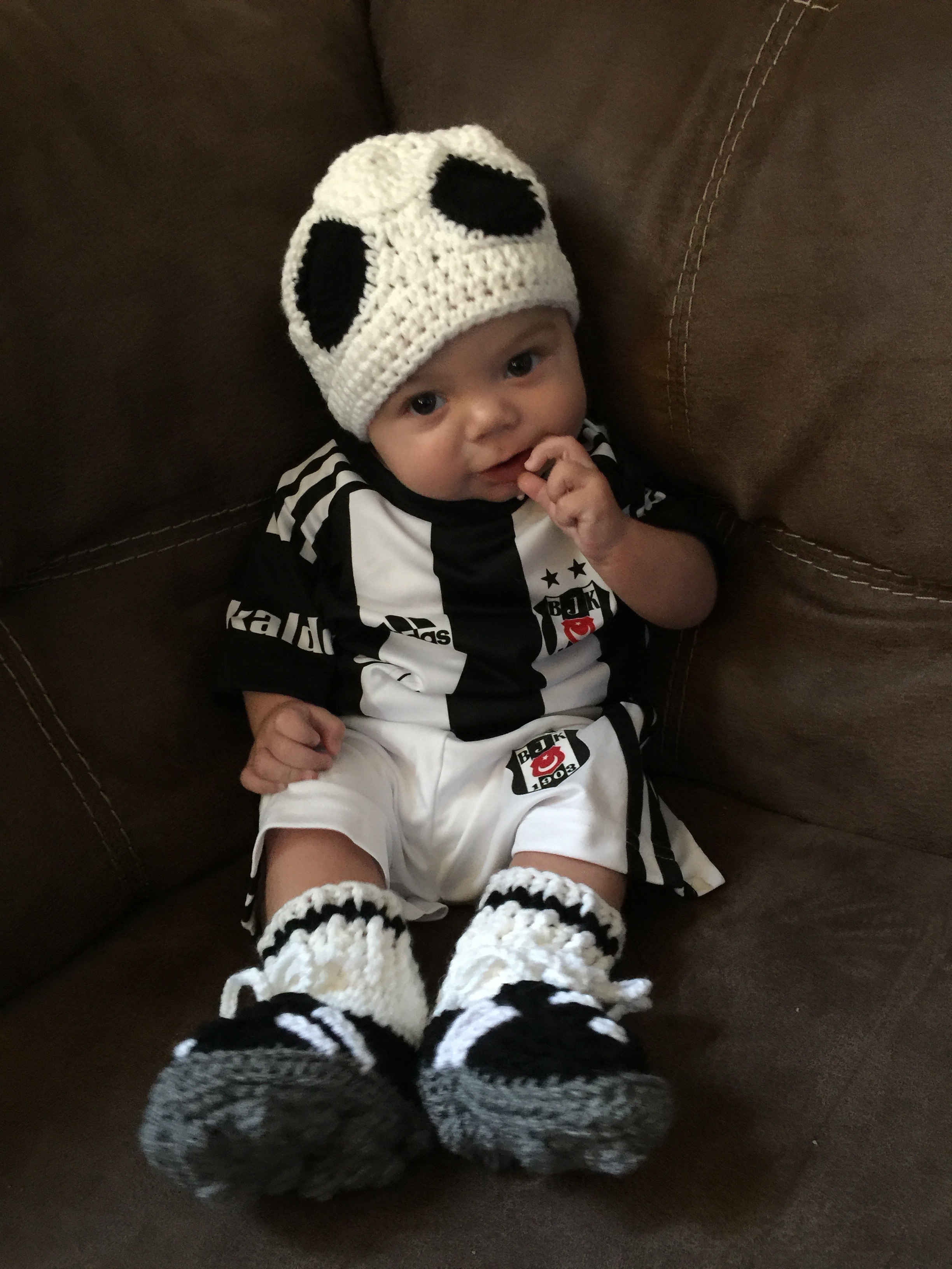 Adorable Soccer Themed Nursery Ideas for Baby Boys