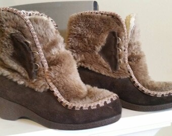 Unique fuzzy boots related items | Etsy