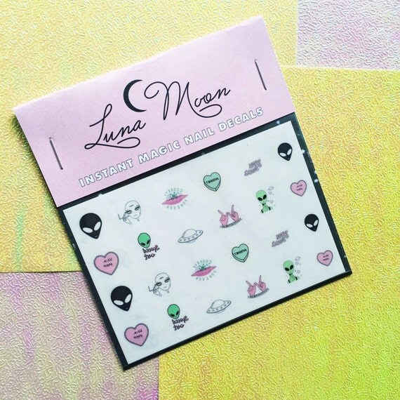 Alien Nail Decals / Kawaii Nail Decals / Nail by LoveByLunaCo
