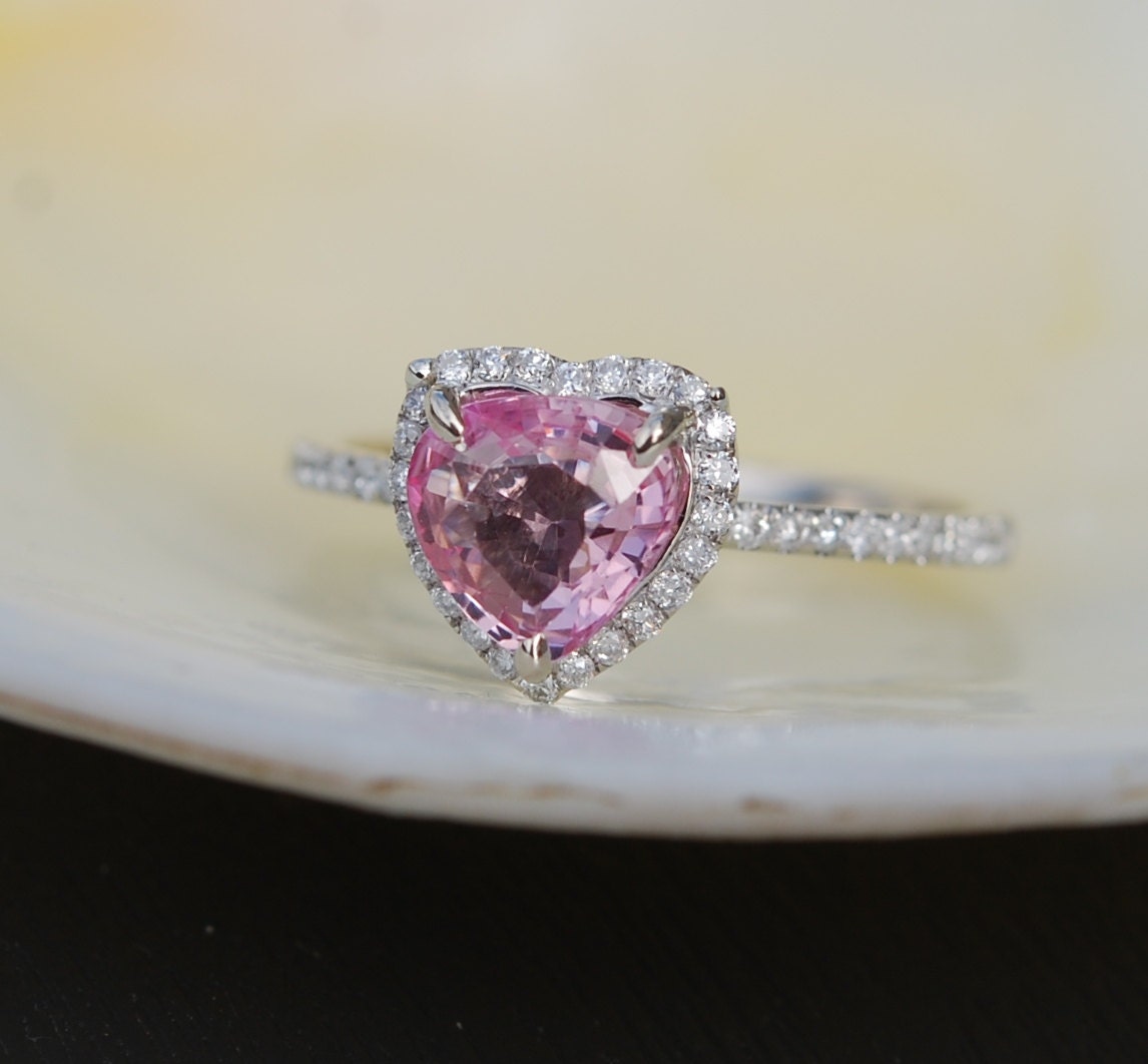 Pink heart sapphire engagement ring. White gold engagement ring. 1.02ct ...