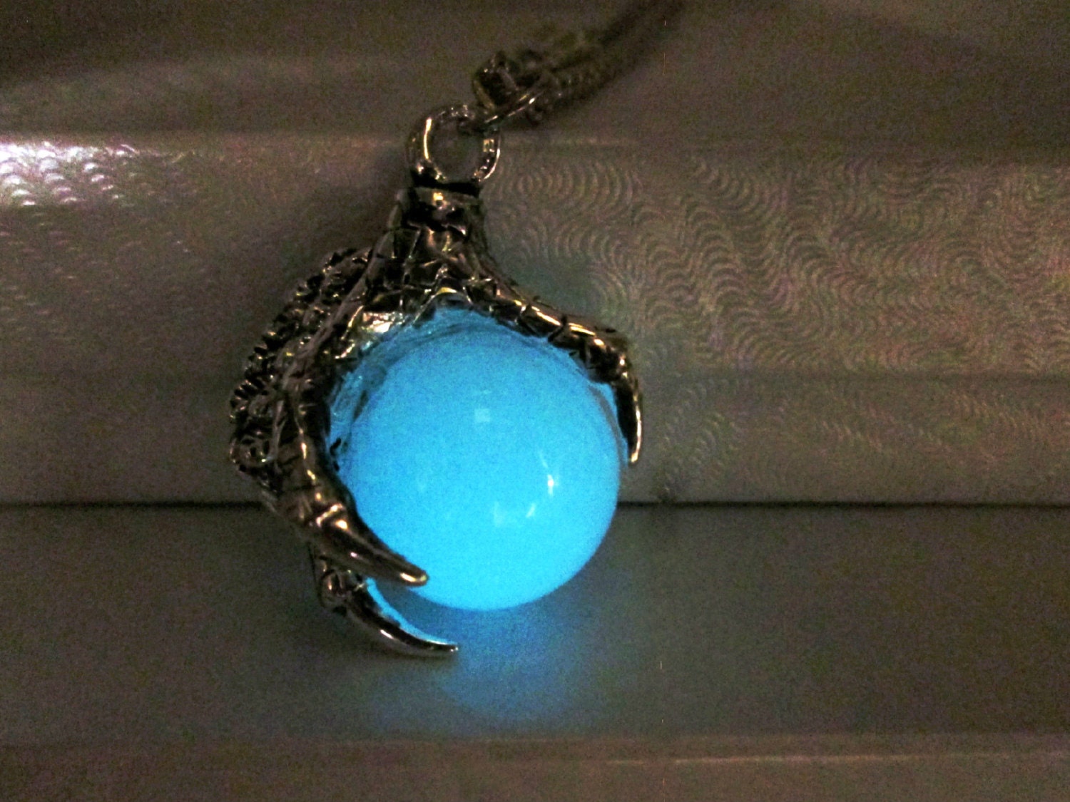 Glow in the Dark Dragon Claw Necklace Glowing Dragon Ball