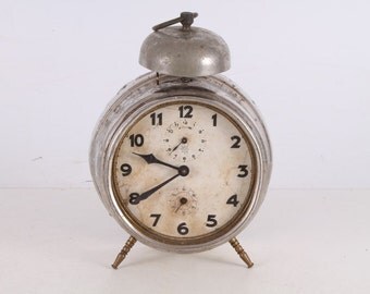 Items similar to Wehrle Commodore Tide Desk Alarm Clock - Collectable ...