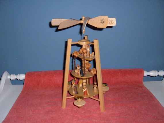 German Christmas Pyramids - Light and Movement Brighten Your Holidays