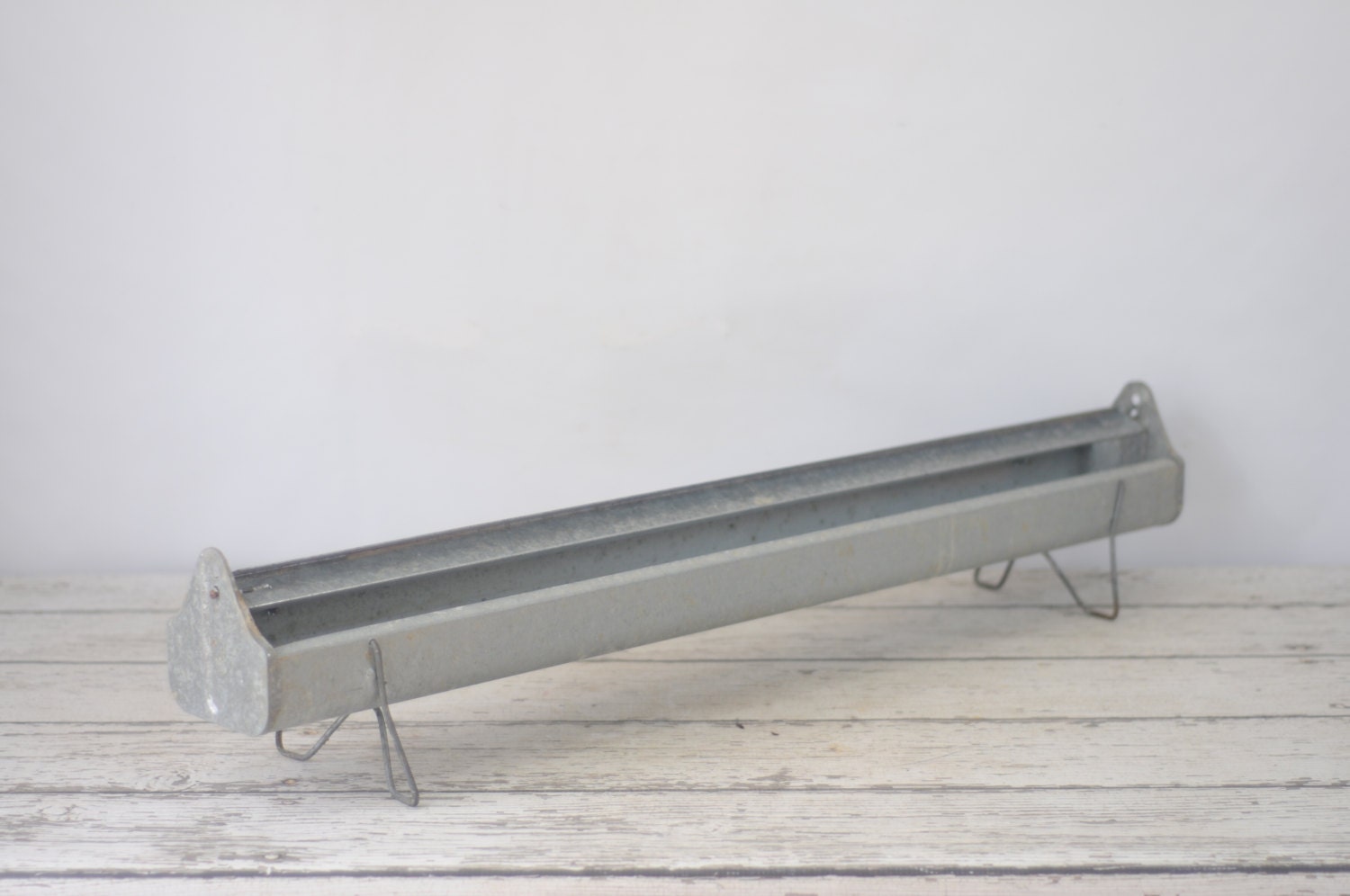VTG Medium Size Primitive Galvanized Metal Country Farm Chicken Feeder ...