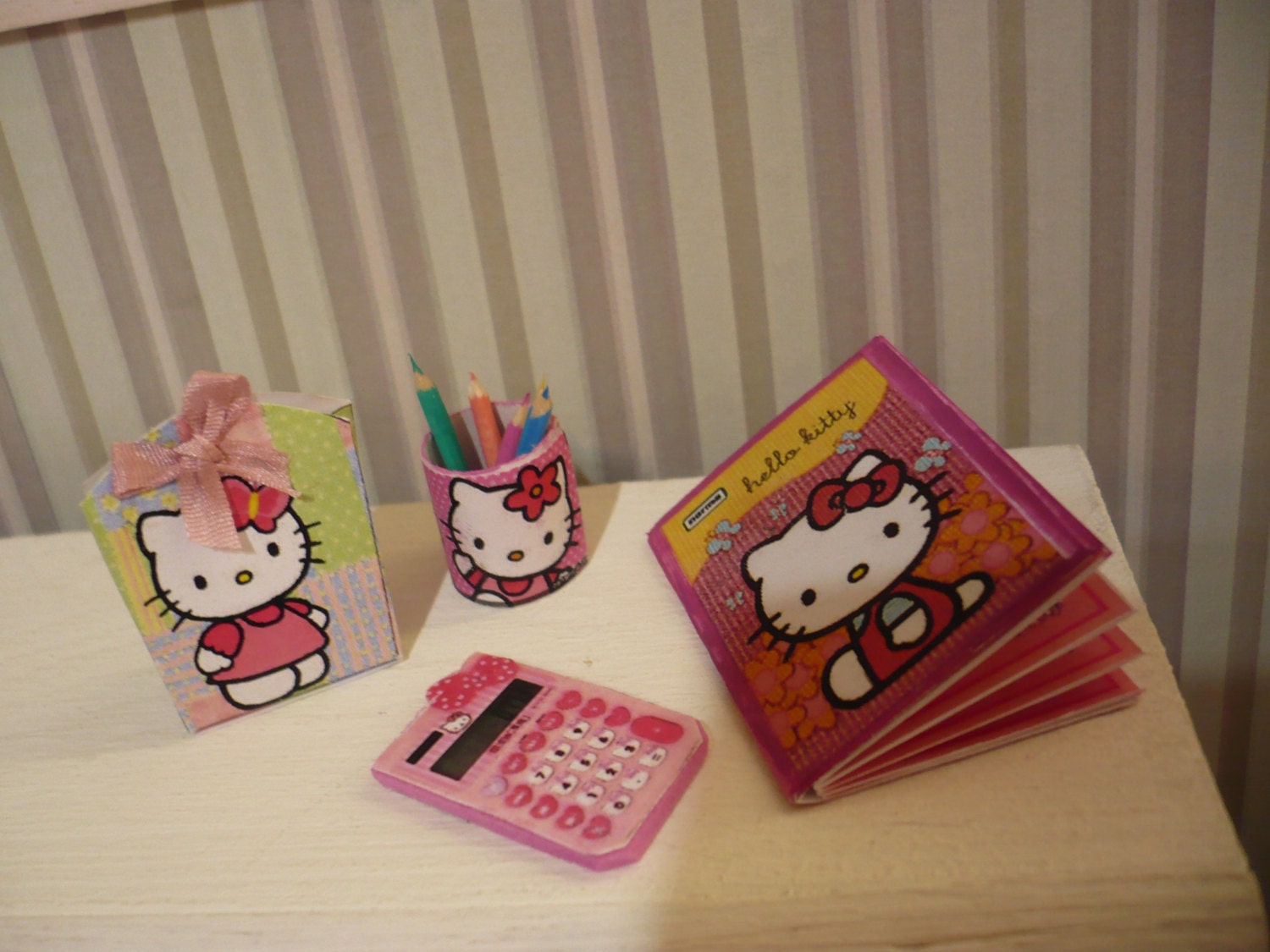 Hello Kitty Desk set For Blythe or Pullip. by WearingDreams