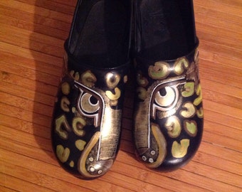 Hand painted dansko | Etsy