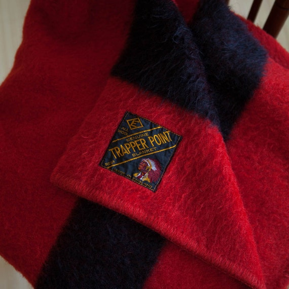 Trapper Point Scarlet Red 4 Point Blanket 100% Wool Made in