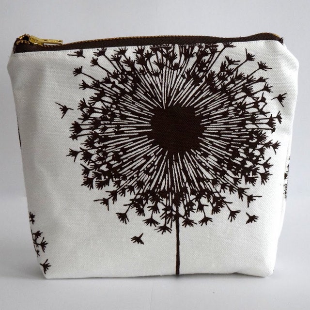 bags and accessories handmade with love & buttons by trishstitched