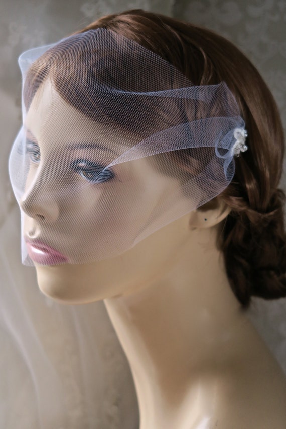 Bridal Birdcage Wedding Veil Bandeau by svitlanasbridalveils