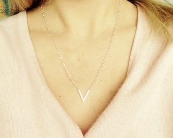 V shaped necklace | Etsy