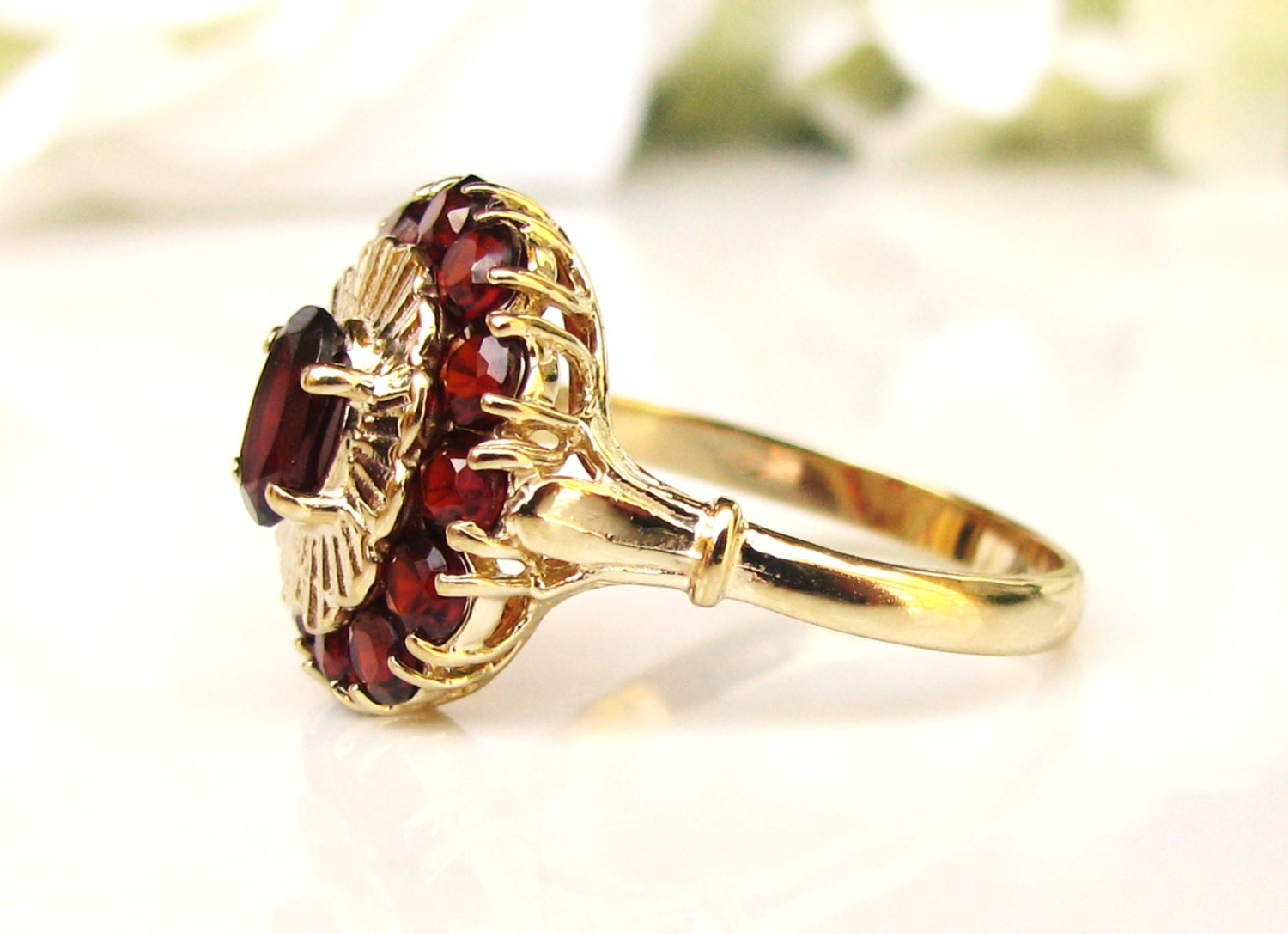 Vintage Garnet Ring 1.27ctw Garnet by LadyRoseVintageJewel on Etsy