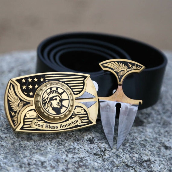 Custom made buckle / Belt with 2 knives / Stainless steel Custom made buckle / Belt with 2 knives / Stainless steel