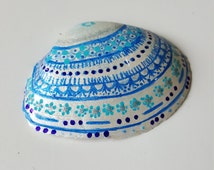 Unique painted clam shell related items | Etsy