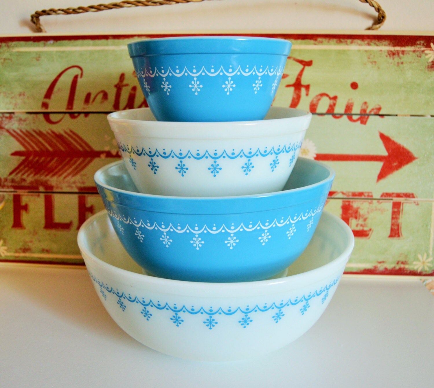 Full Set Pyrex Snowflake Garland or Snowflake Blue by Trashtiques