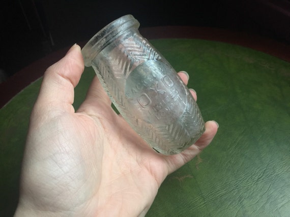 1931 Antique Oxo Beef Extract Glass Jar packed by OXO limited