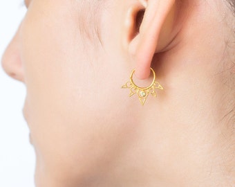 Small gold hoops | Etsy