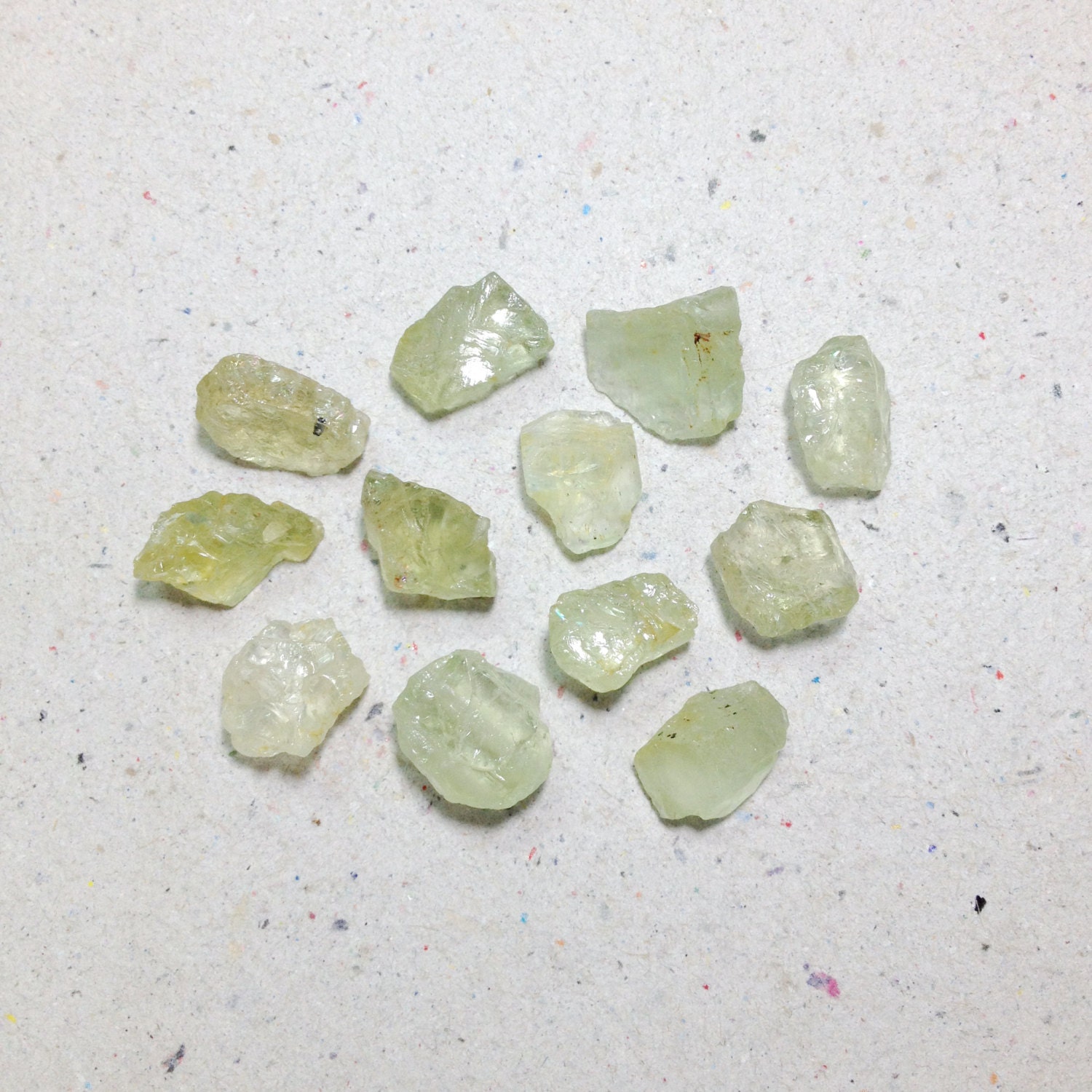 Rough beryl raw yellow beryl heliodor lot // B1760