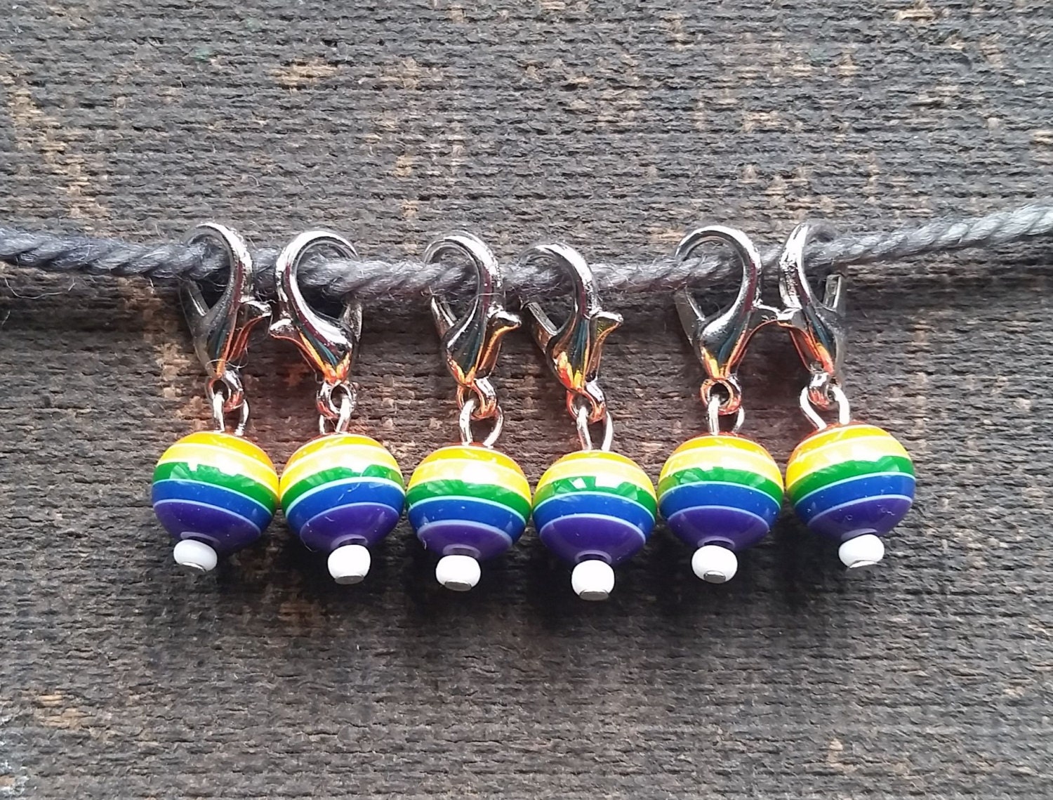 Set of 6 STITCH MARKERSKnit Stitch Markers by ArtsyDaisyDesign