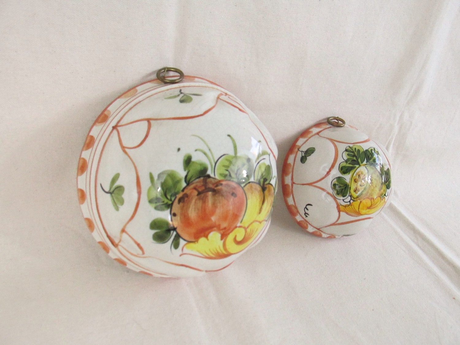 Beautiful PAIR of Vintage Ceramiche ABC Bassano Hanging Jello Molds w ...