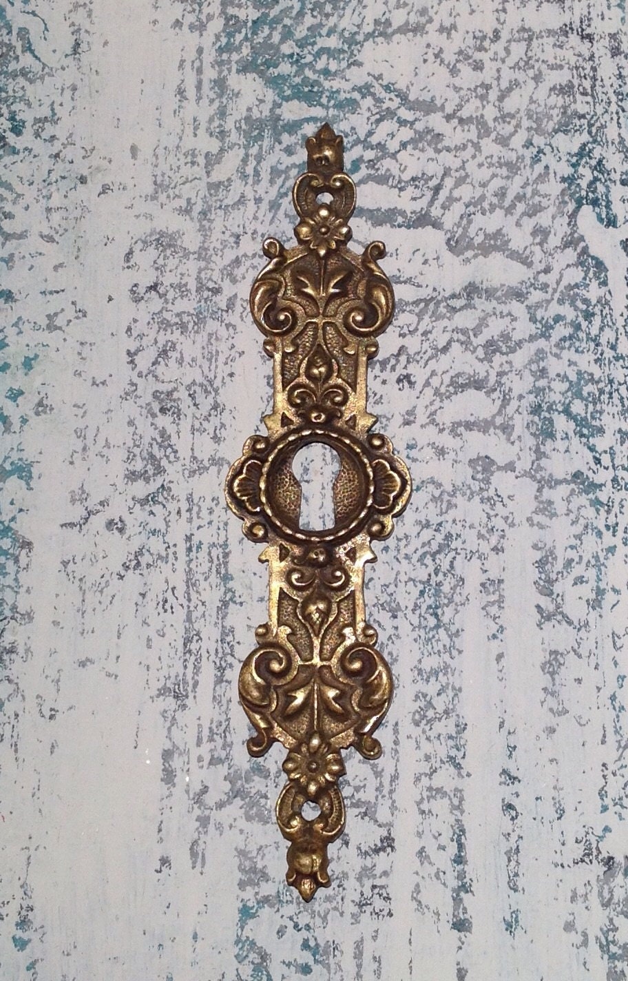 H A R D W A R E. Reclaimed Vintage Hardware Shabby Chic Brass Ornate ...